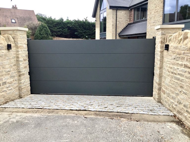 Alugate - Bespoke Premium Aluminium Gates