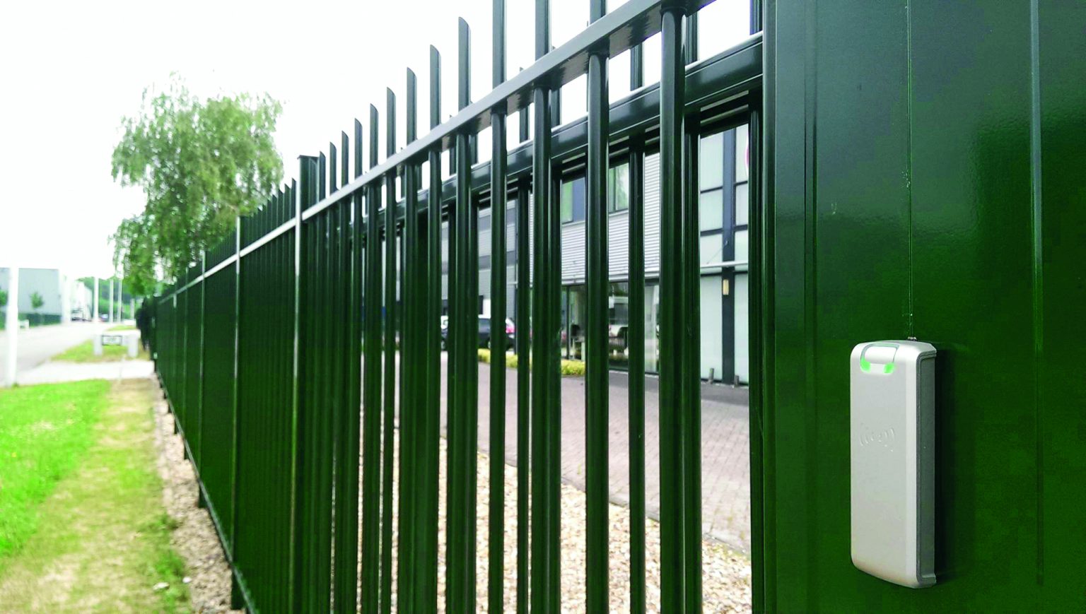 Commercial Gates - Alugate